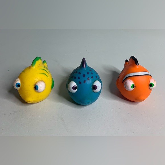 Toys | Finding Nemo Baby Bath Squirt Toys Dory Squiz For Sensory Play ...